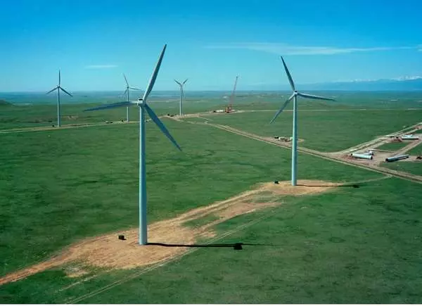 Mga wind turbine sa Colorado