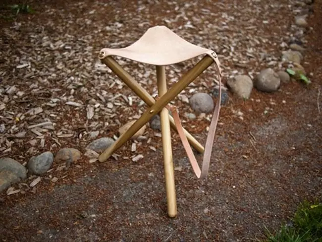 „Pasidaryk pats“ taburetė – stovyklos kėdė