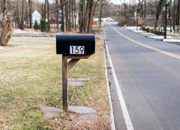 Wackelige Mailbox ersetzen