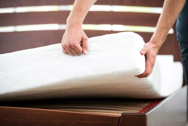 Najlepšie možnosti matracov proti bolestiam chrbta