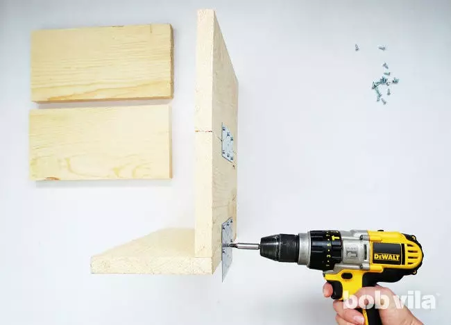 نحوه درست کردن یک میز خواب شناور DIY - مرحله 3