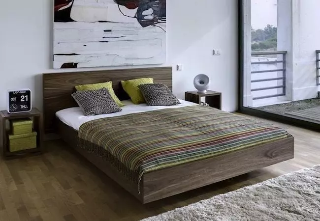 DIY krevet s platformom - plutajući