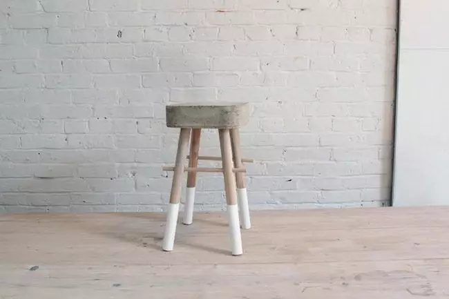 ხელნაკეთი თანამედროვე ბეტონის სკამი