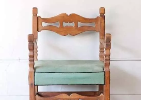 Ntoo Folk Chair