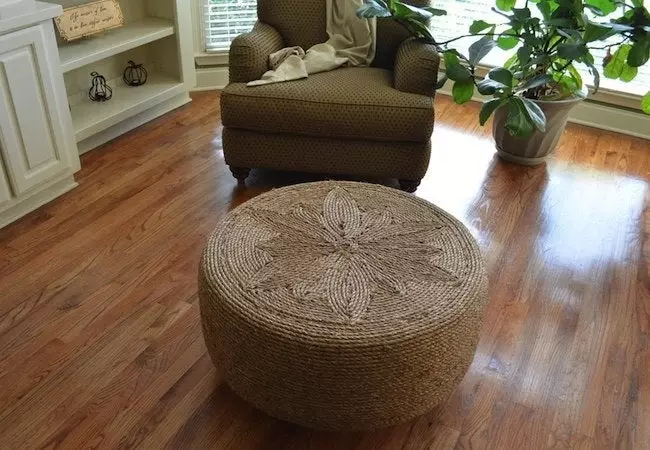 DIY Ottoman - Ropo