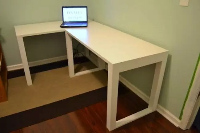 DIY íróasztal - sarok