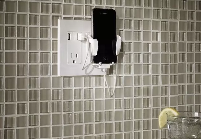 Leviton 벽면 콘센트 USB 충전기 - Backsplash 보기