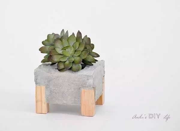 小型混凝土花盆