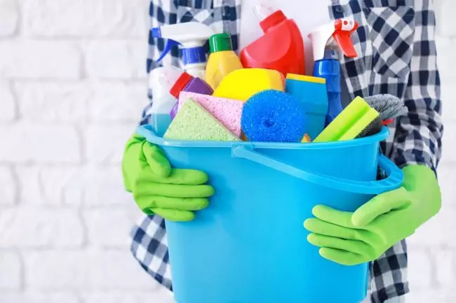 De bedste desinfektionssprays, rengøringsmidler og servietter til hele hjemmet