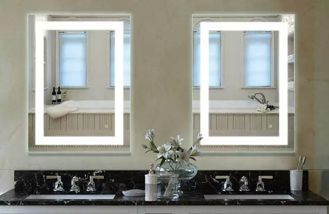 La meilleure option de miroir de courtoisie : miroir de salle de bain à LED HAUSCHEN HOME