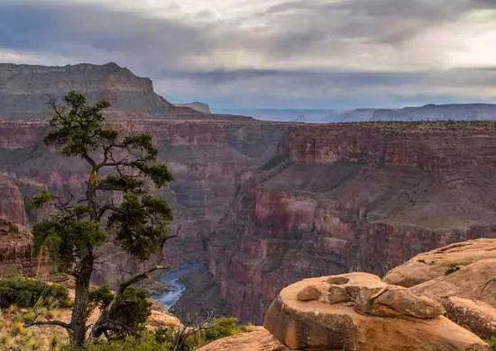 Ikibanza cya ruguru ya ruguru kuri Grand Canyon