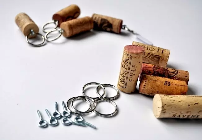 Wine Cork Projects - Keychain