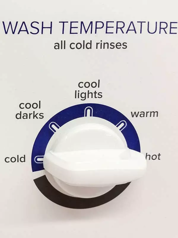 Giặt quần áo bằng nước lạnh
