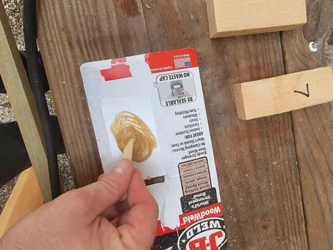 Le migliori opzioni di colla per legno
