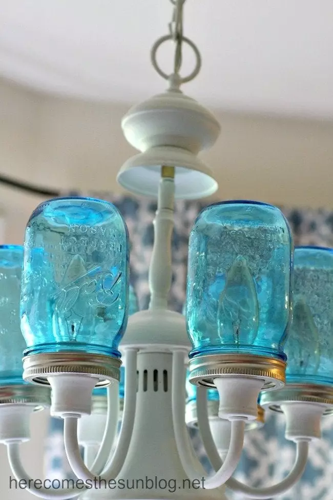 Blue Mason Jar Chandelier - Detail geïnstalleer