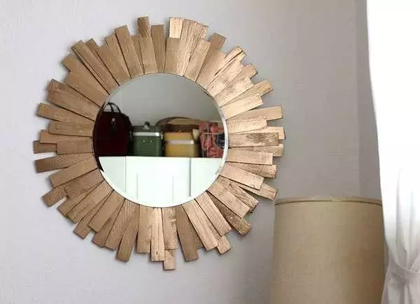 DIY Mirror