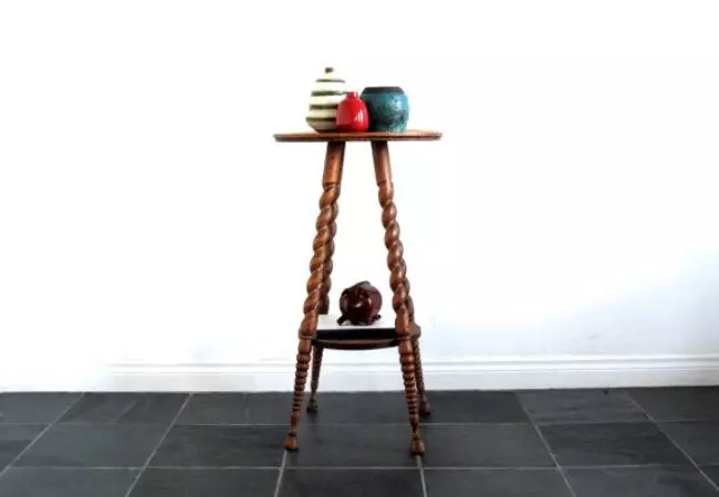 Zábradlí DIY projekty - Noční stolek