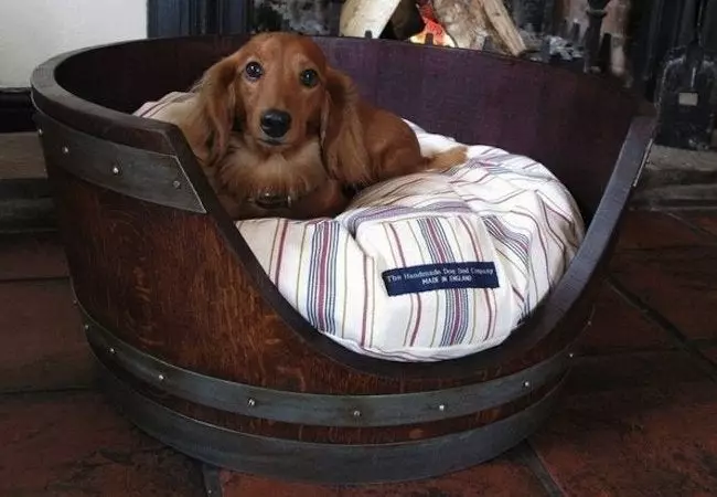 DIY Dog Bed - Barel