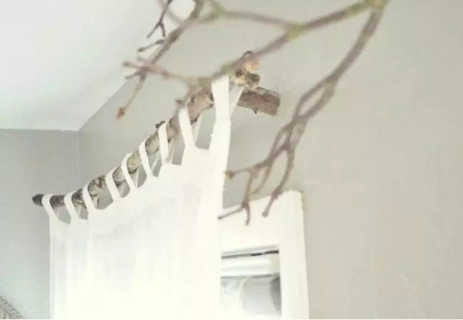 Weekend Projects: 5 Clever Designs for a DIY Curtain Rod 13133_2