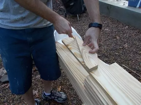 RenovationRoadTrip-86nit-using-cut-angle-bilang template-BobVila-Photo5