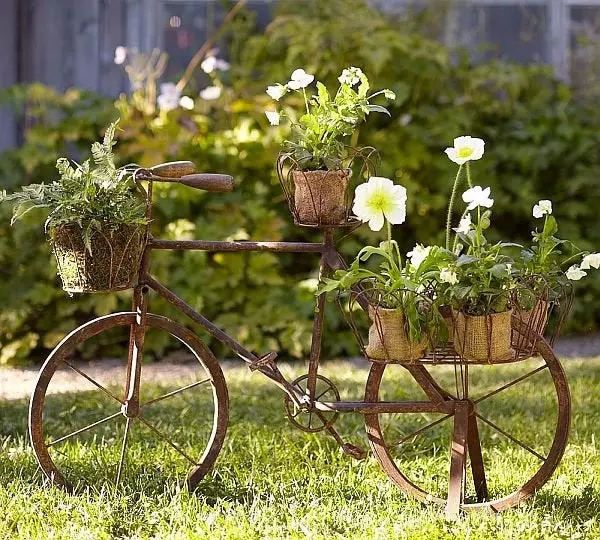 Bicicletas antigas de bricolaxe - Jardineira