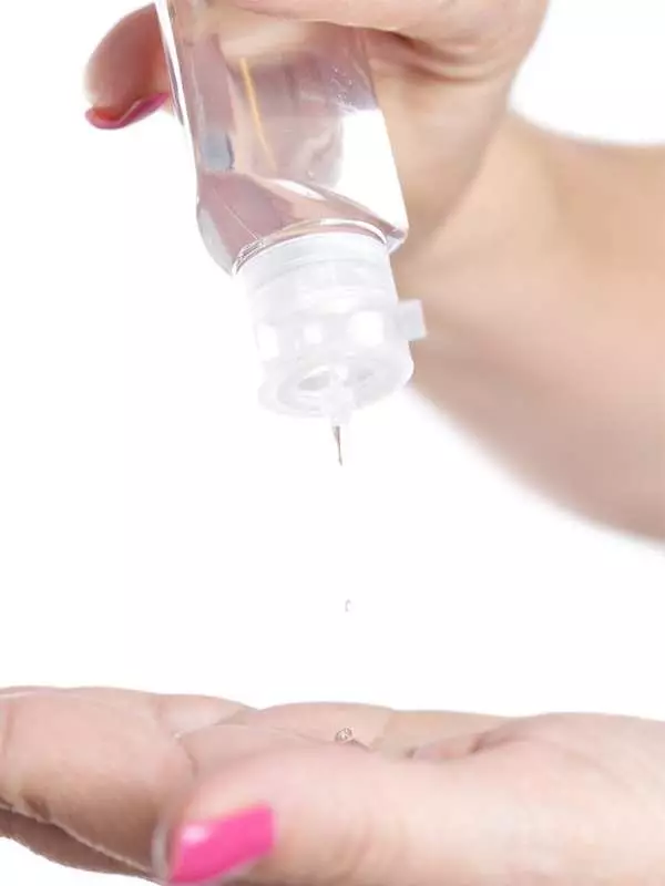 Ang hand sanitizer dili kinahanglanon para sa quarantine