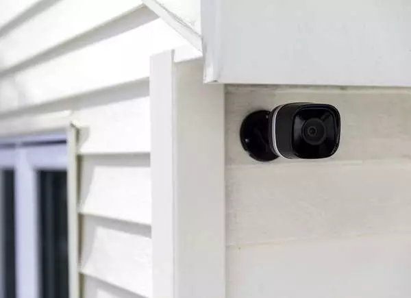 ติดตั้งกล้องวงจรปิด รักษาความปลอดภัยภายในบ้าน