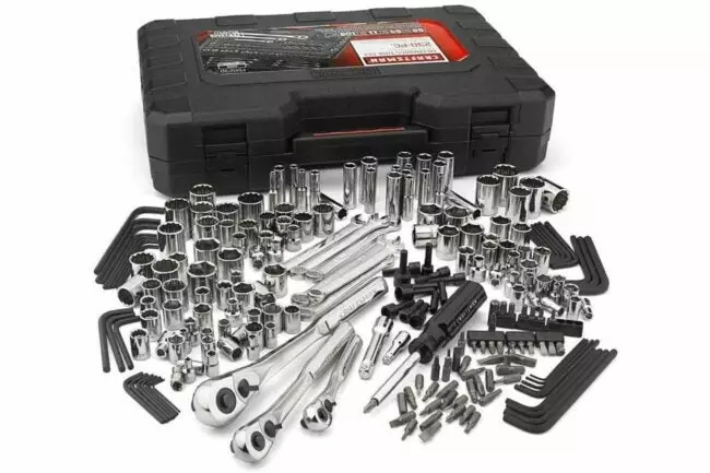 De optie Gifts for Mechanics: Craftsman 230-delige mechanica-gereedschapsset