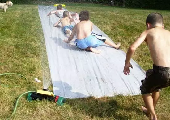 DIY Backyard Slip 'n Slide