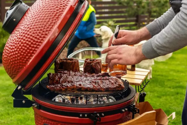 què és una graella kamado