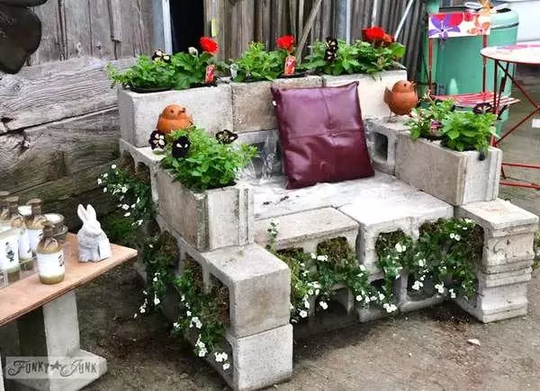 Cadeira de jardim de bloco de concreto