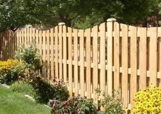 Trä staket