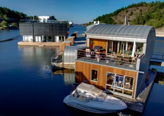 Švédsky plávajúci dom