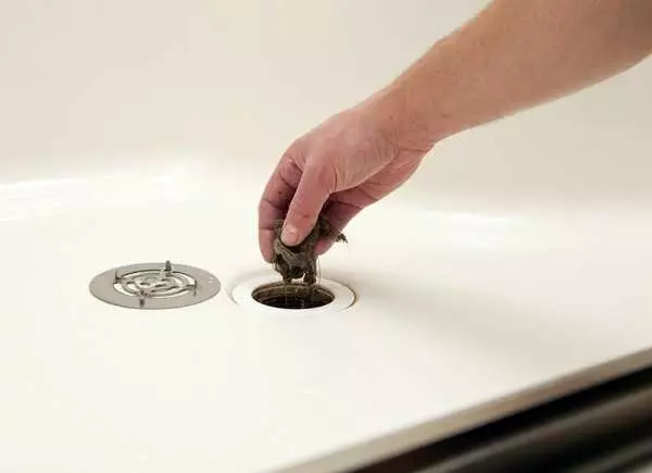 كيفية إصلاح الصرف البطيء