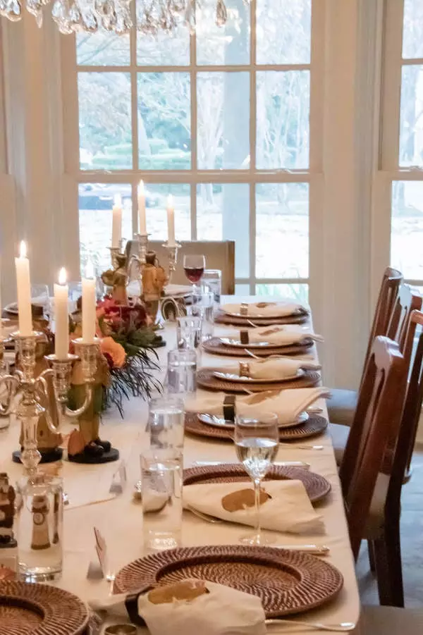 13 tips om iedereen rond de Thanksgiving-tafel te passen