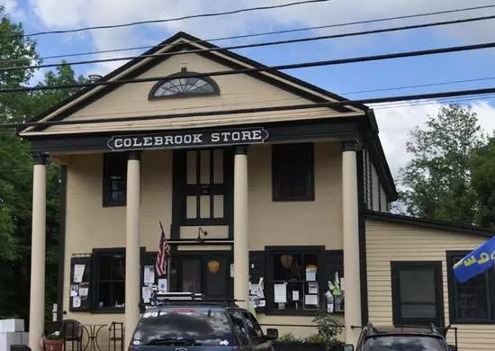 Магазин Colebrook в Колбруке, Коннектикут