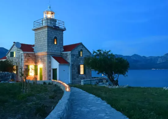 Faro croata del siglo XIX en Airbnb