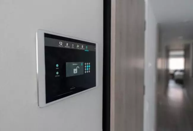 Cele mai bune sisteme de securitate pentru apartamente din 2022