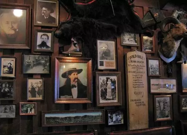 Husk Wild Bill Hickok på Saloon nr. 10