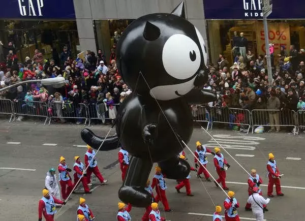 Personaxes con globos no Desfile do Día de Acción de Grazas de Macy