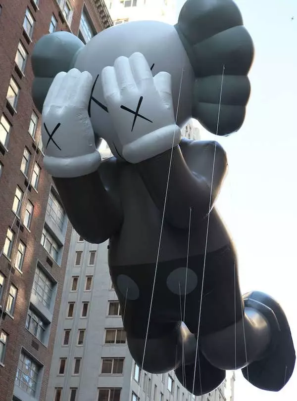 Tears In Macy's Thanksgiving Day Parade Balloons