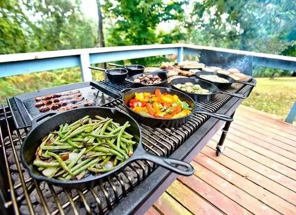 Lodge Cast Iron Skillet