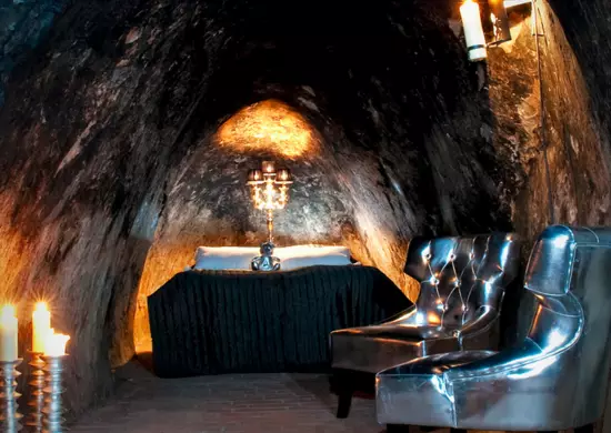 Underground Hotel