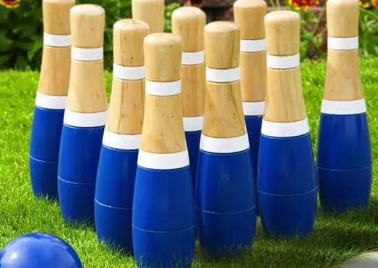 Lawn Bowling Set