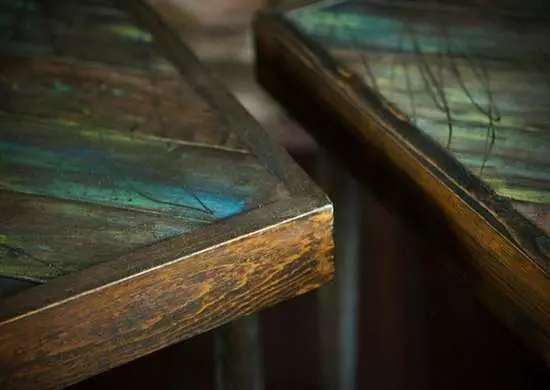 Zachráněné dřevěné stoly - zavřít