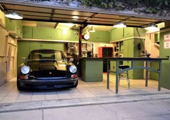 Zarao ny Garage Space