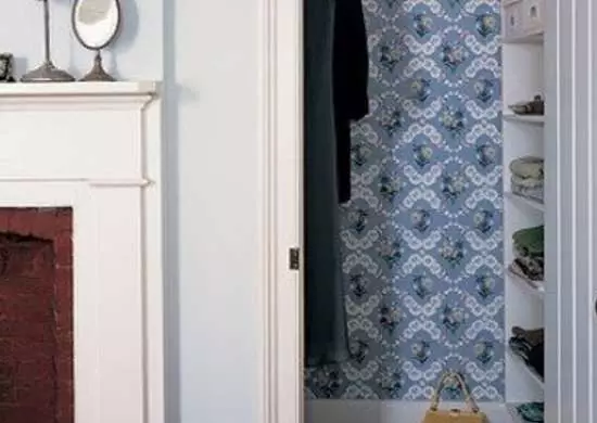 Closet Wallpaper
