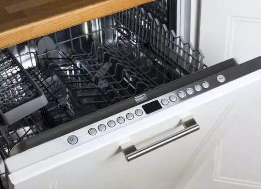 πράγματα που πρέπει να καθαρίσετε στο πλυντήριο πιάτων