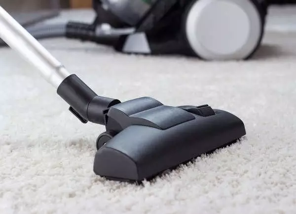 כיצד לנקות שטיח