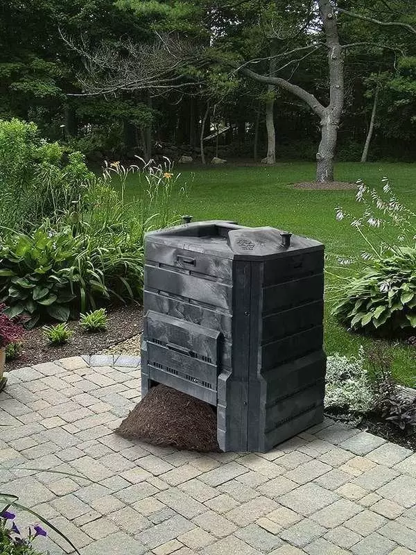 Arka Bahçe için Klasik Kompost Kutusu